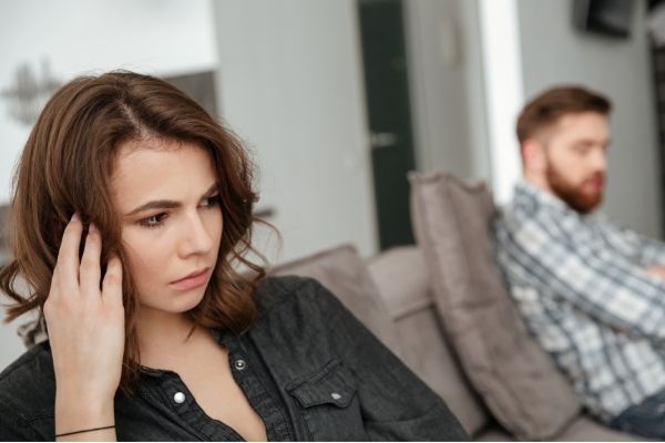 3 Reasons Why Guys String You Along